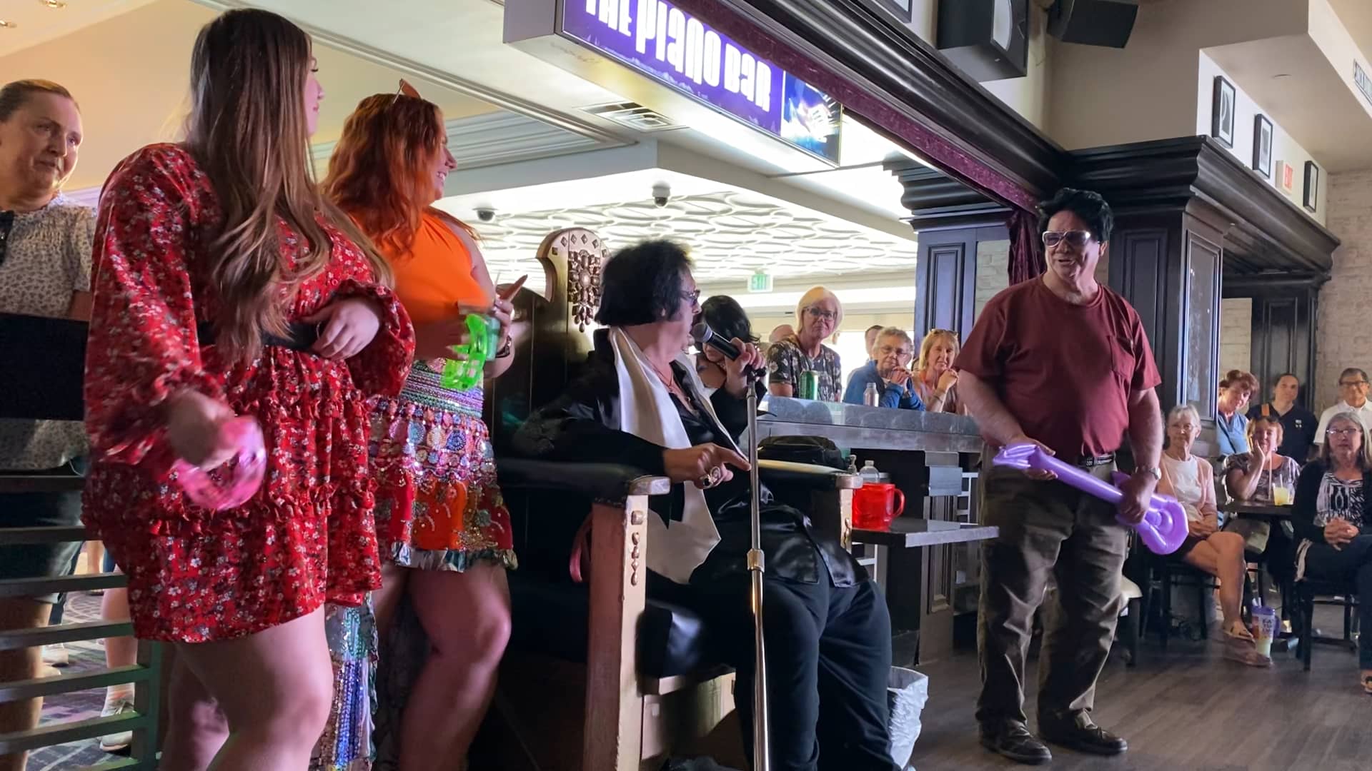 VIVA LAS VEGAS - BIG ELVIS on Vimeo