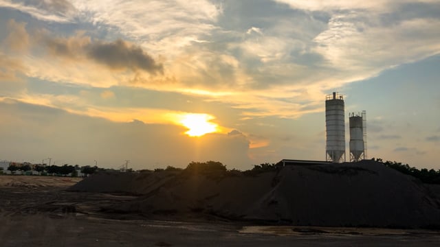 Cementera Atardecer Nubes - Free video on Pixabay - Pixabay