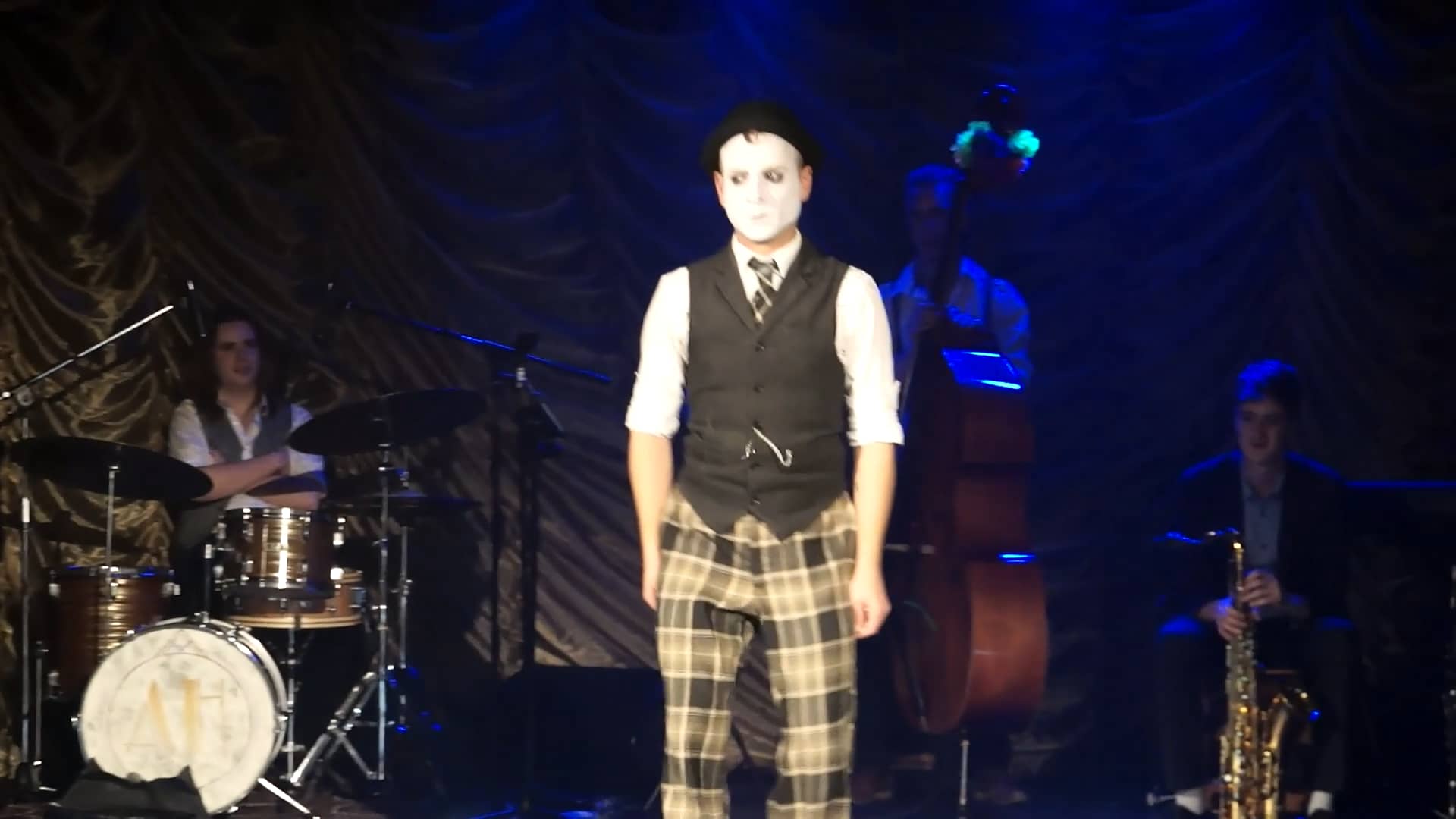 DavidSplattAndFrankieBonesAH.mov on Vimeo