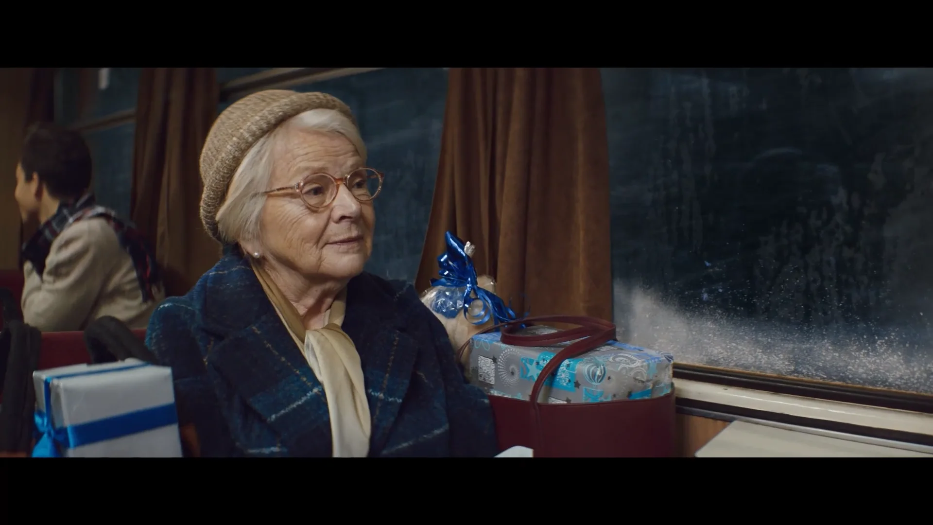 Matej Chlupacek - O2 Christmas Ad on Vimeo