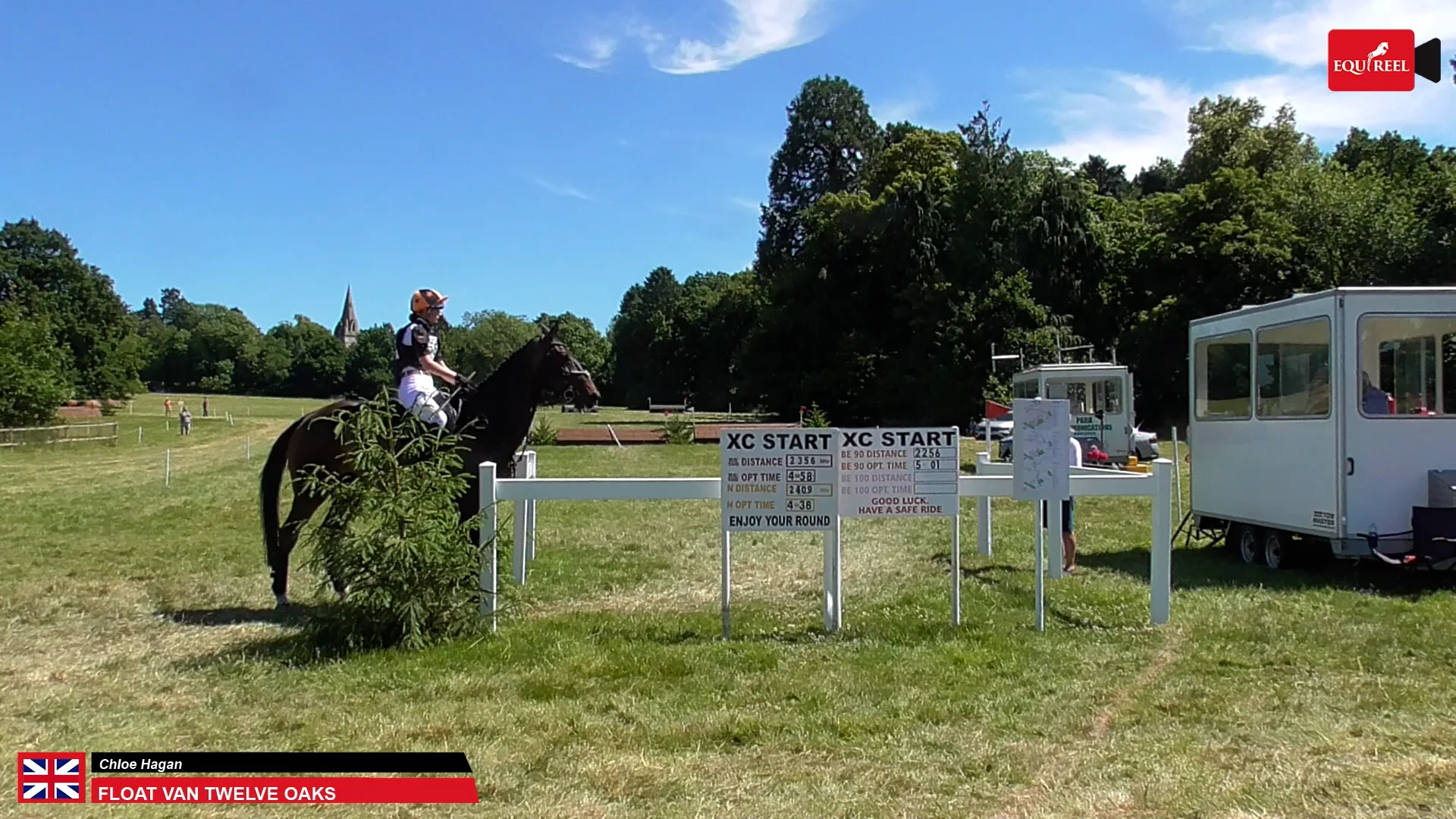 EQUIREEL 586 Chloe Hagan & Float Van Twelve Oaks at BUCKMINSTER PARK ...