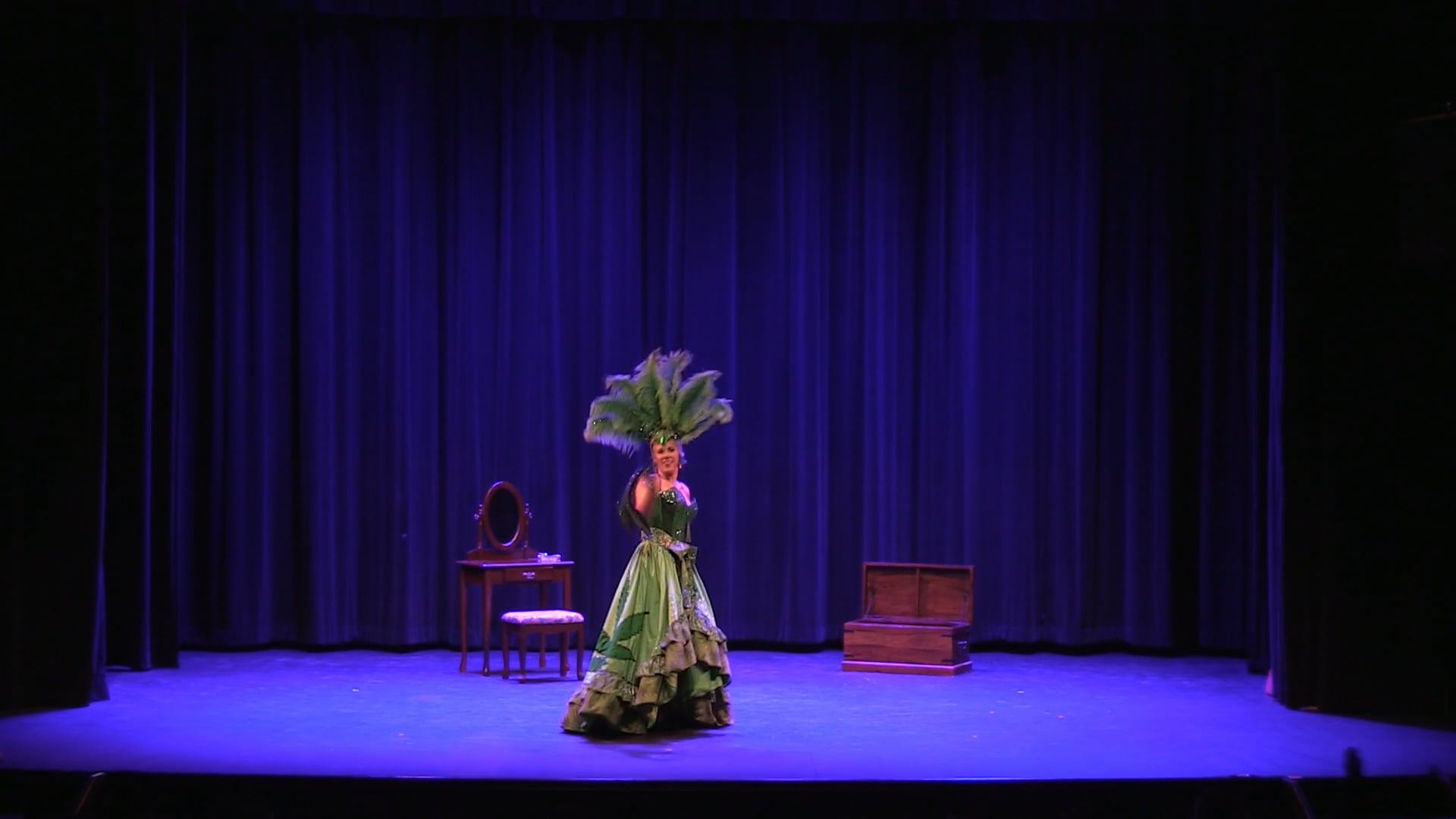 Let's Get It On performed by Silk E Gunz-Kootenay Burlesque Festival ...