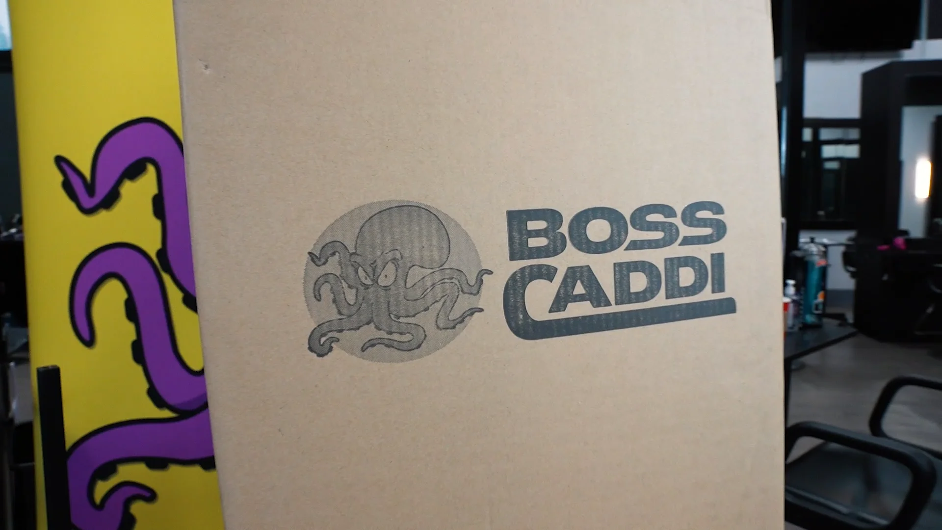 UNBOXING BOSS CADDI.mp4 on Vimeo