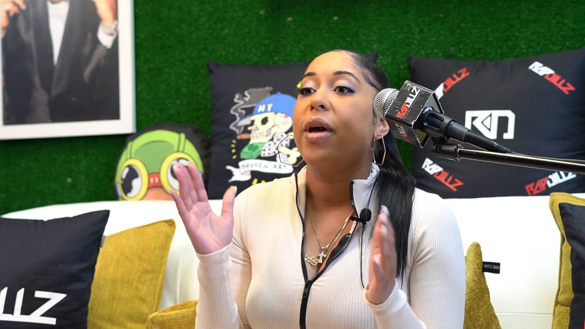 Keisha-Renee-on-Hot-99-1-How-to-get-your-song-played-on-radio-whats-next-Full-Interview-vidiget ...