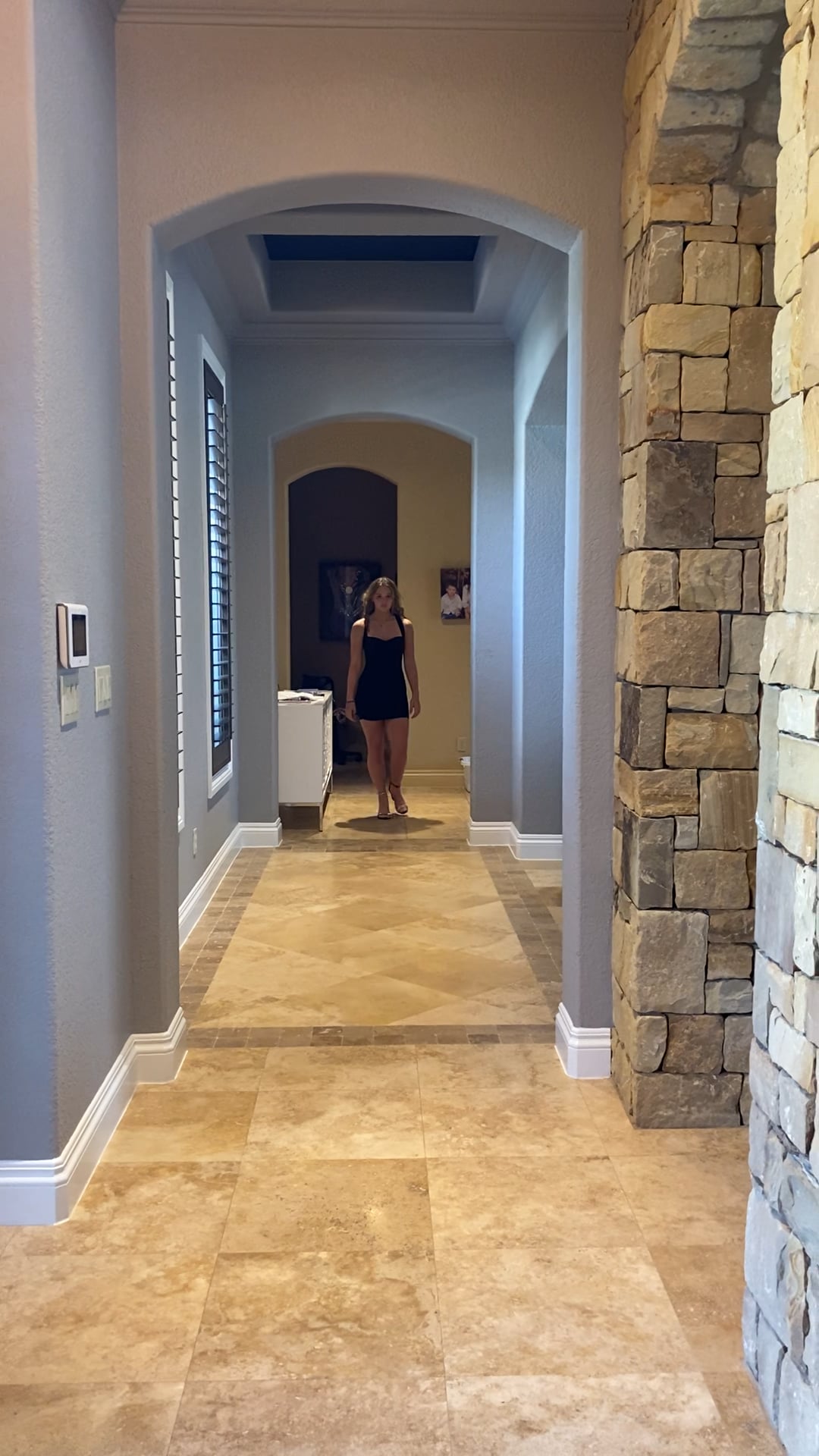 Model walk 1 - Evie Plummer - 07/23/22 on Vimeo