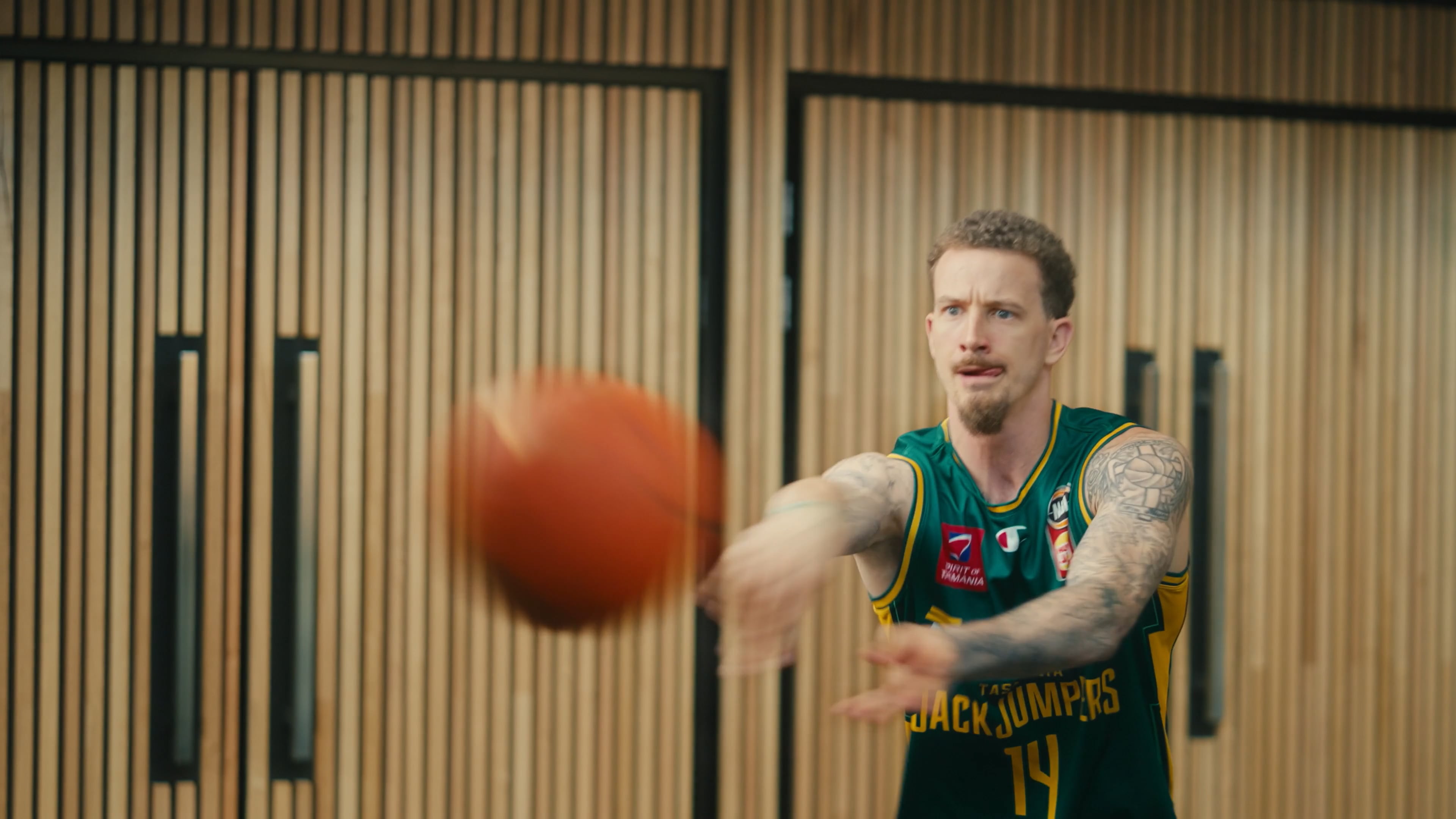 Jack Jumpers Scoot Smart Alcohol on Vimeo