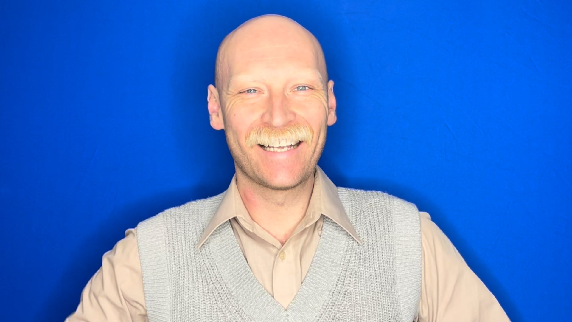 CHRISTOPHER WREN, Mousetrap - Lachlan Martin on Vimeo