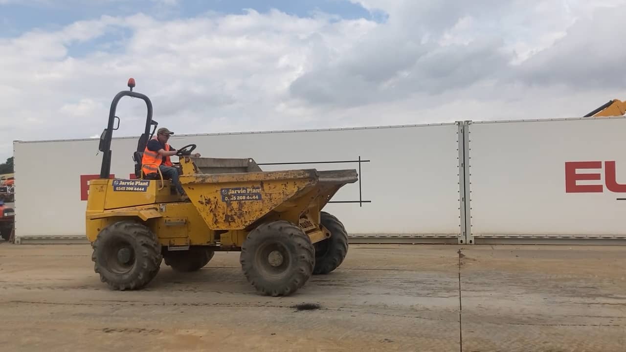 Thwaites 6 Ton Dumper- Leeds August 22 on Vimeo