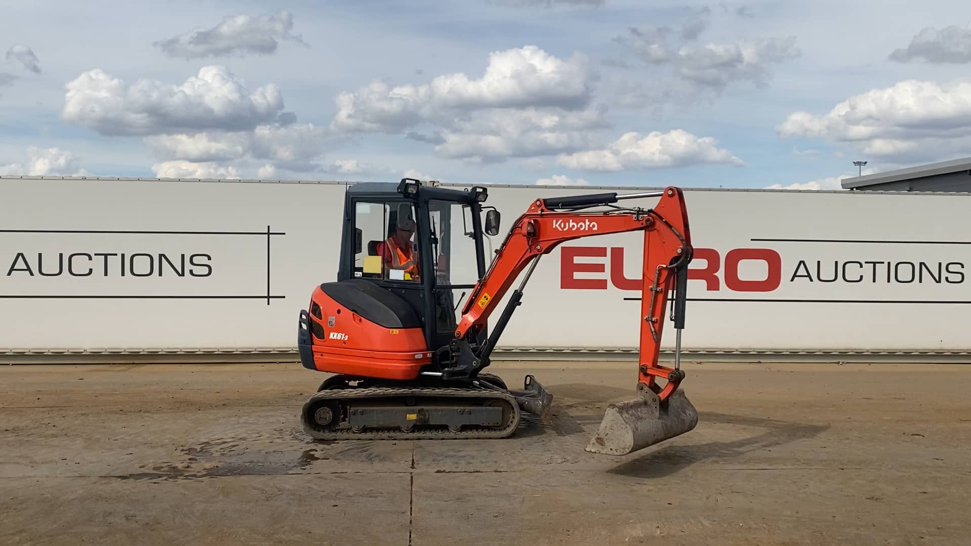 Kubota KX61-3 Rubber Tracks - Leeds August 22 on Vimeo