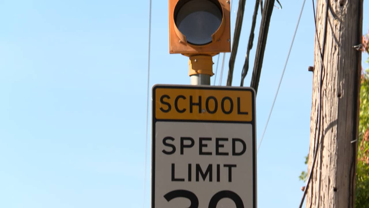 School Zone Flashers Tested in Richardson on Vimeo