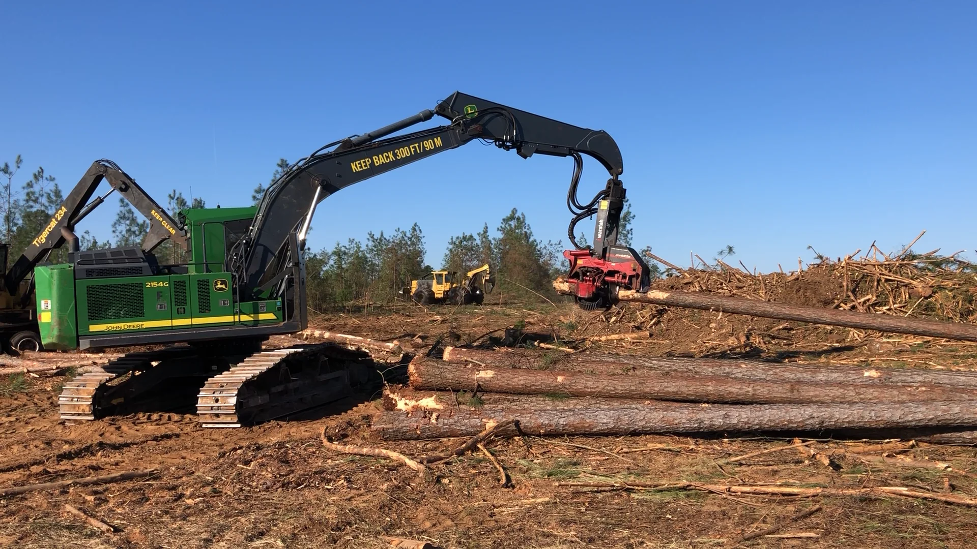 2018 Deere 2154G Processor with Waratah 622B, 4 of 5 on Vimeo