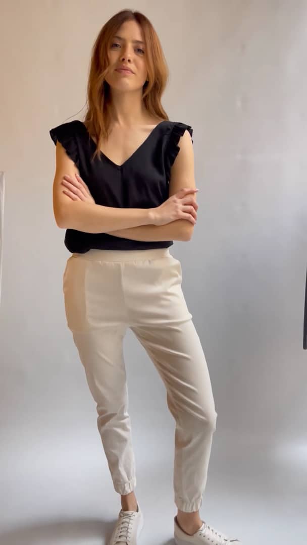 Pantalón Eva Route on Vimeo