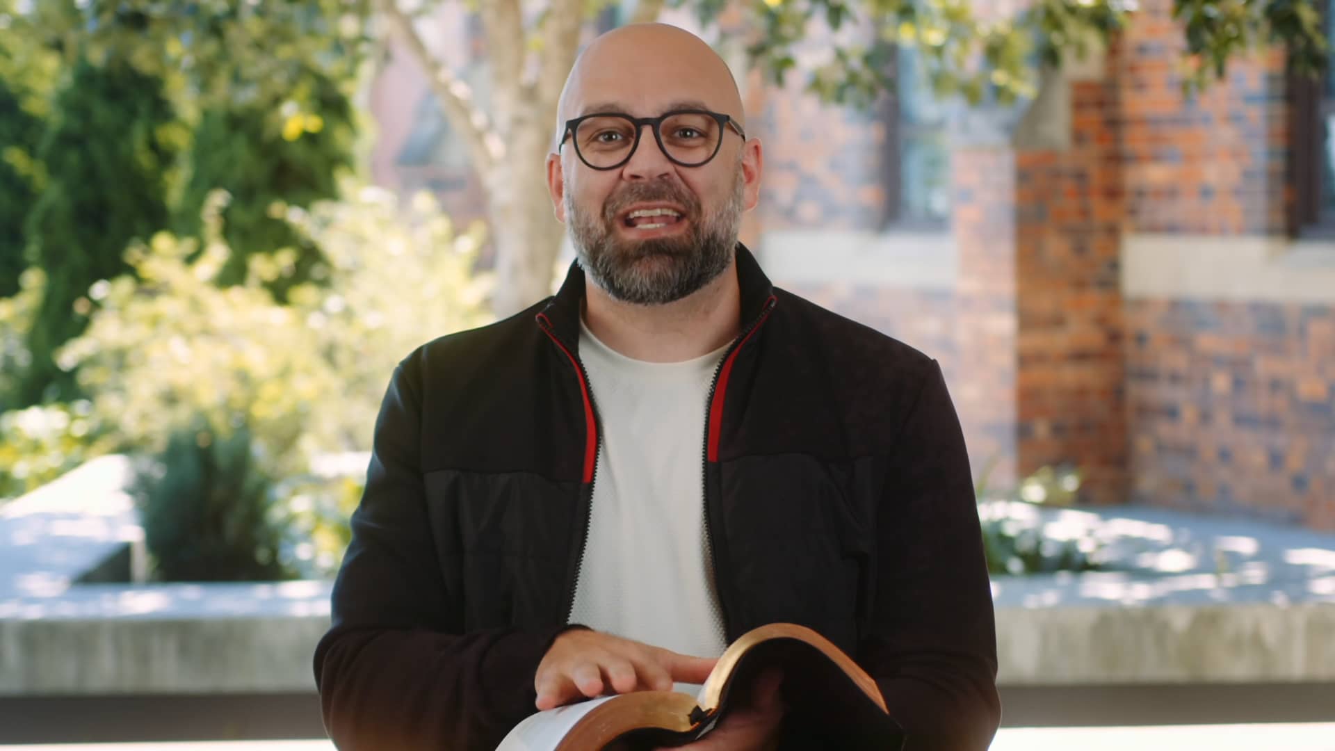 How to Read and Study the Bible for Yourself - Benjamin Windle (4K ...