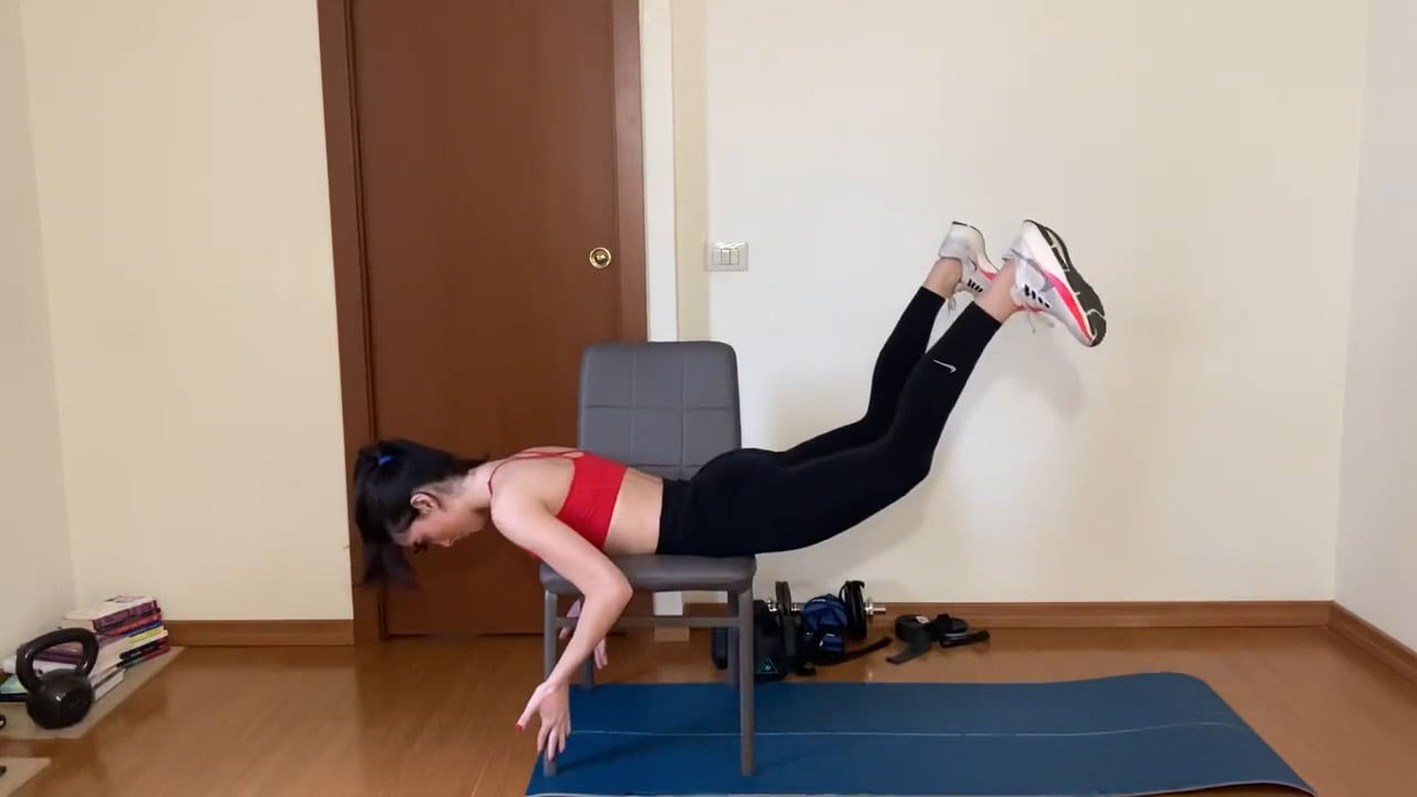 Frog reverse hyper (3” iso) on Vimeo