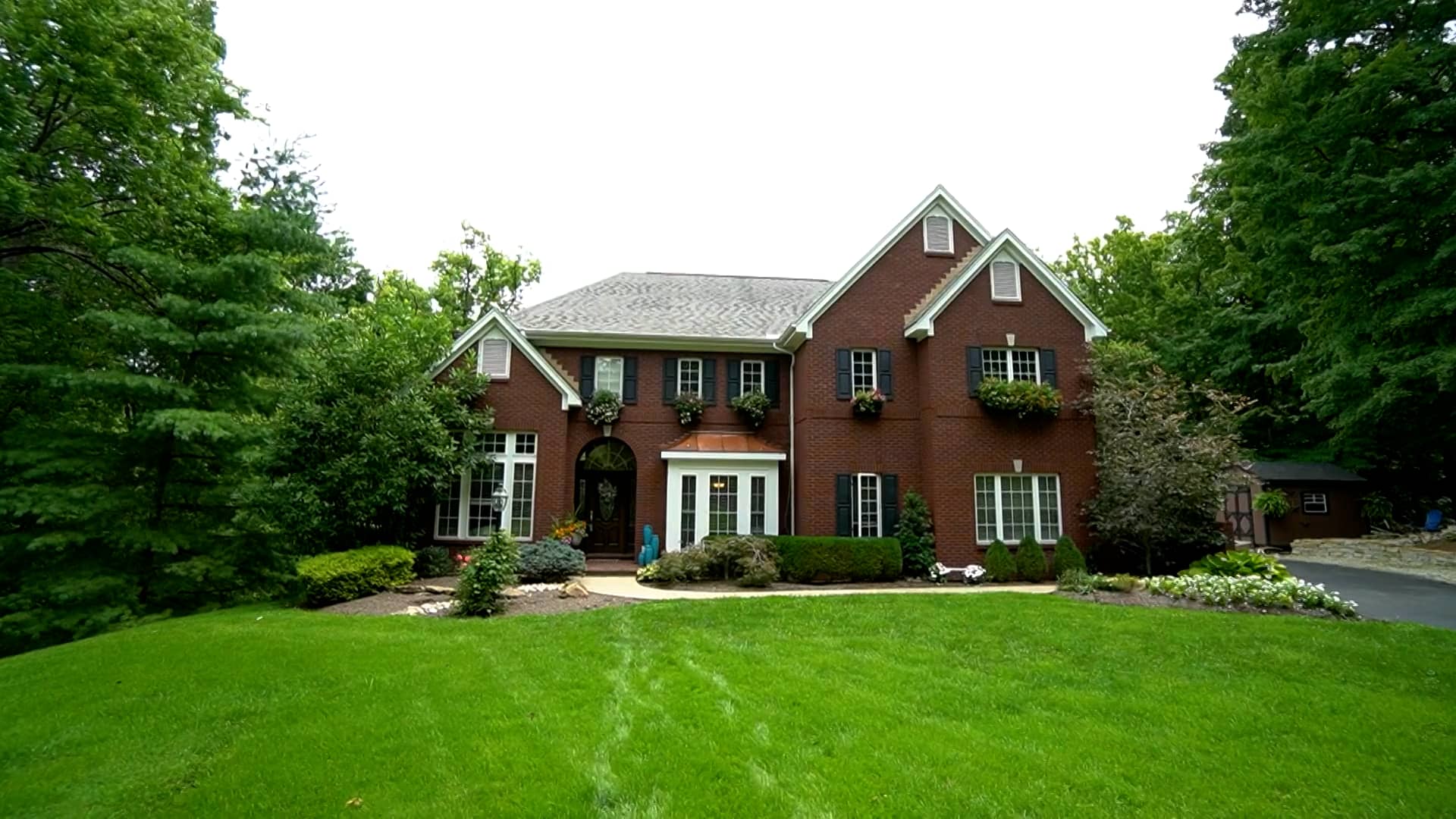 5143 Winters Lane Cold Spring KY 41076 on Vimeo