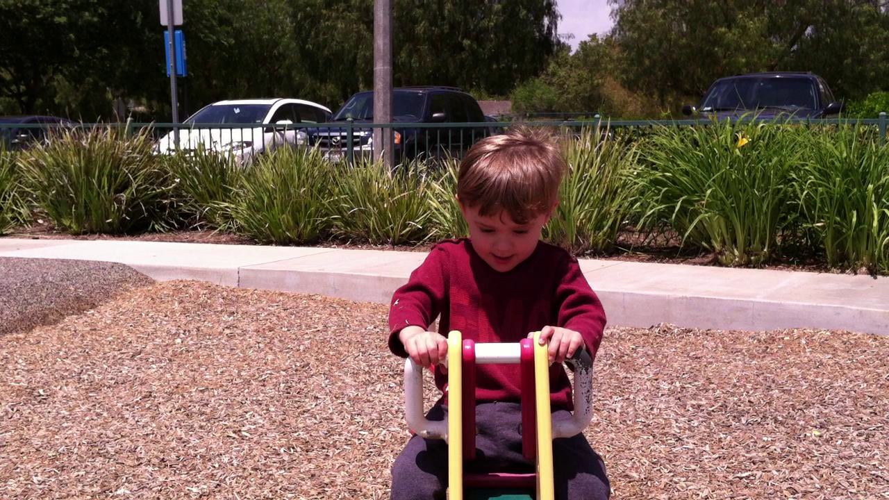 Ethan Bouncing on Vimeo