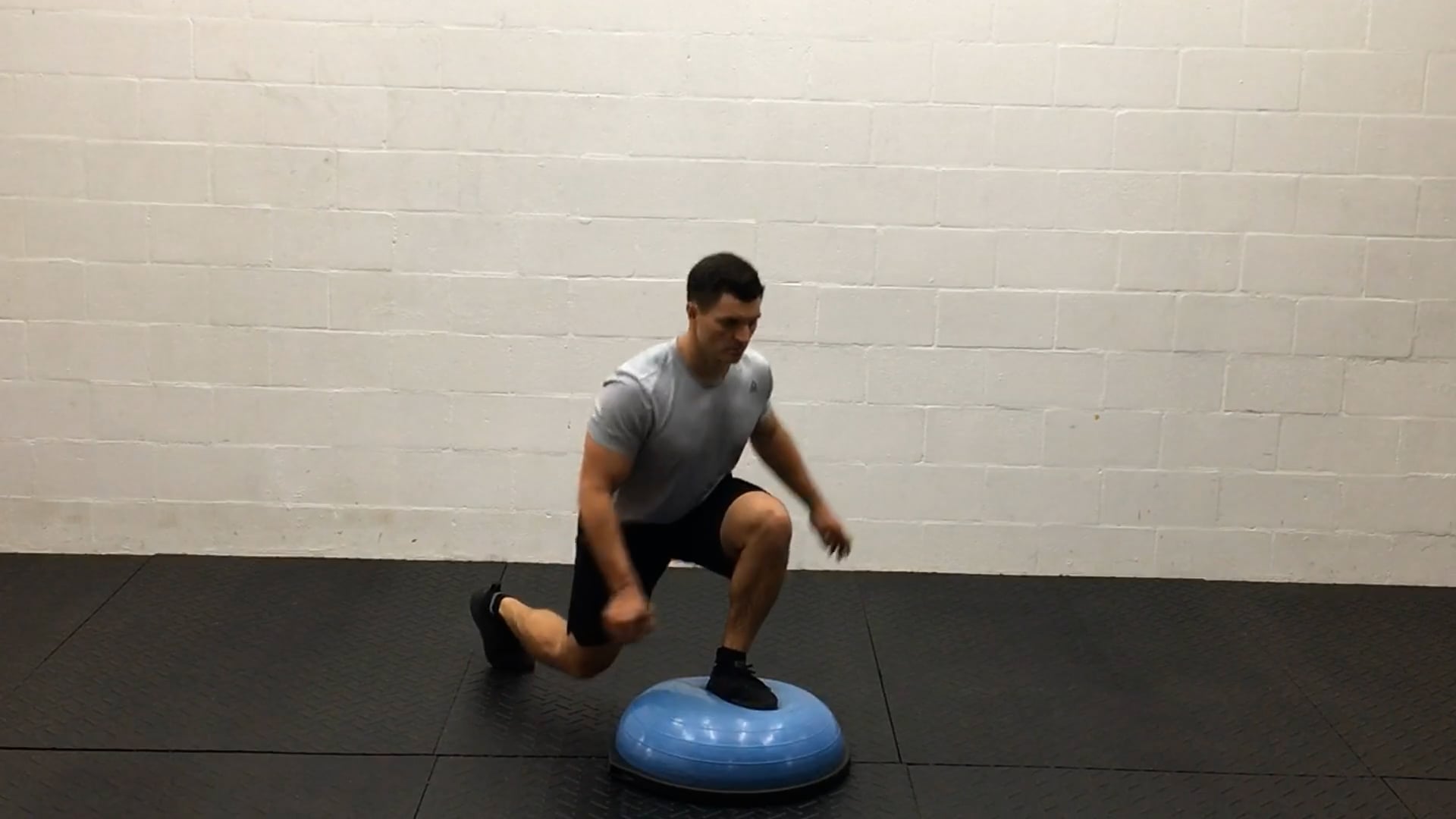 BOSU Reverse Lunge Single Leg on Vimeo