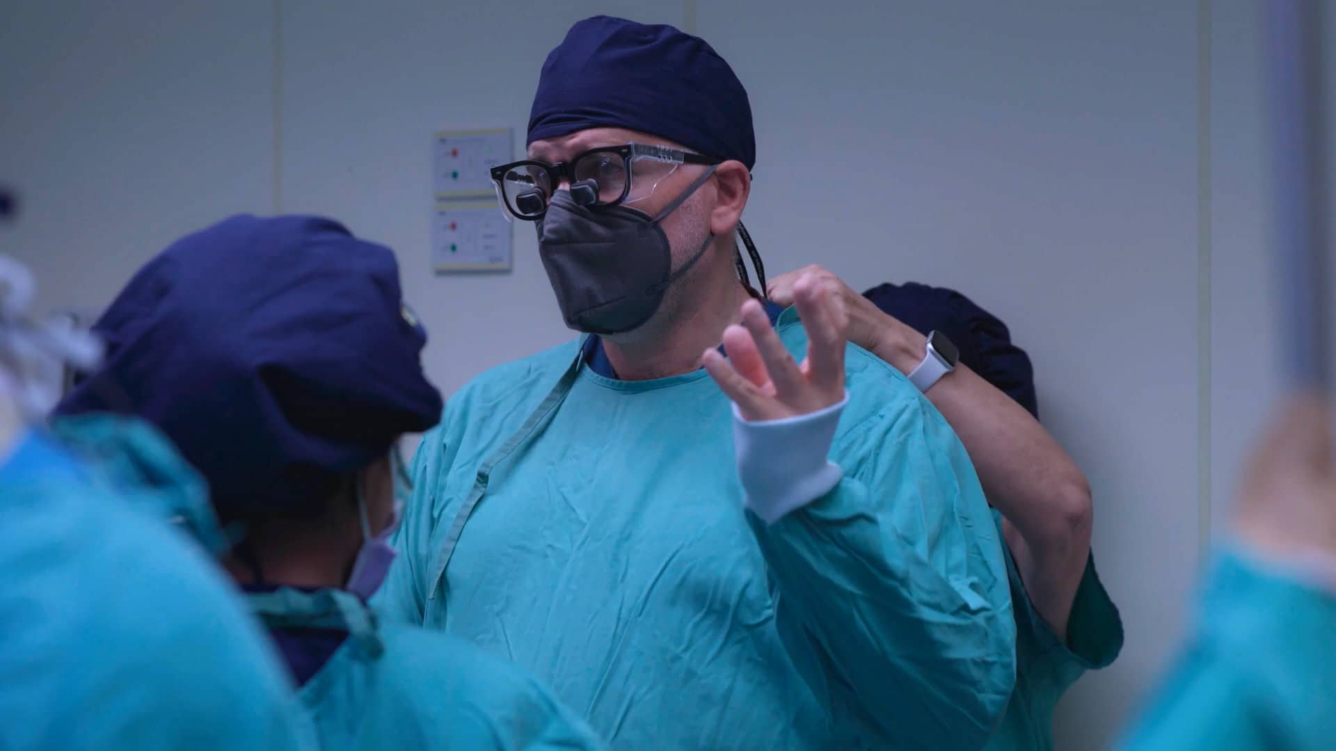 01_Marc_Levitt_01 About Dr. Marc Levitt_Introducing Marc_Levitt_h264 ...