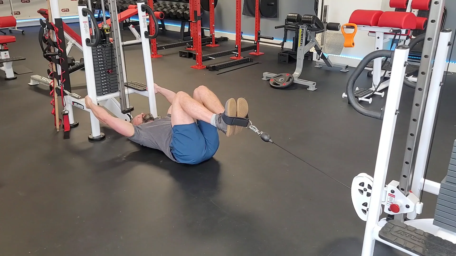 Reverse crunch, low pulley on Vimeo
