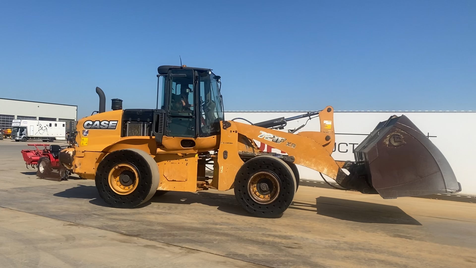 Case 721F XR Wheeed Loader - Leeds September 22 on Vimeo