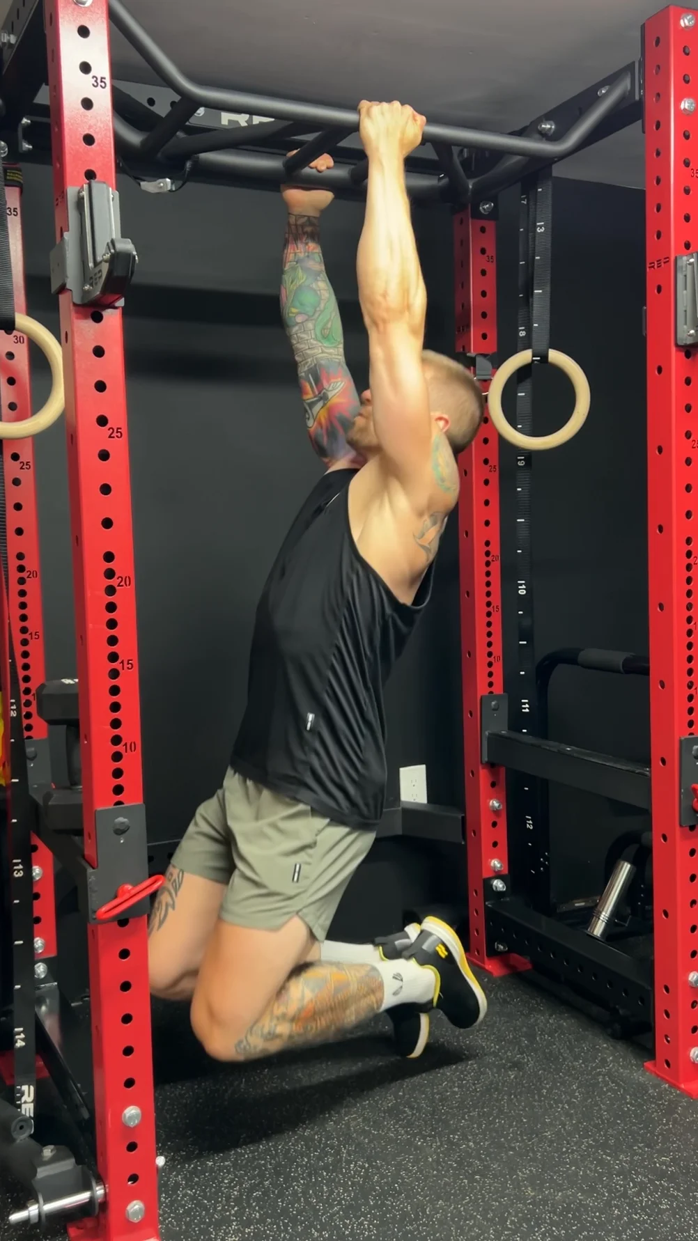 Commando Pull Ups on Vimeo