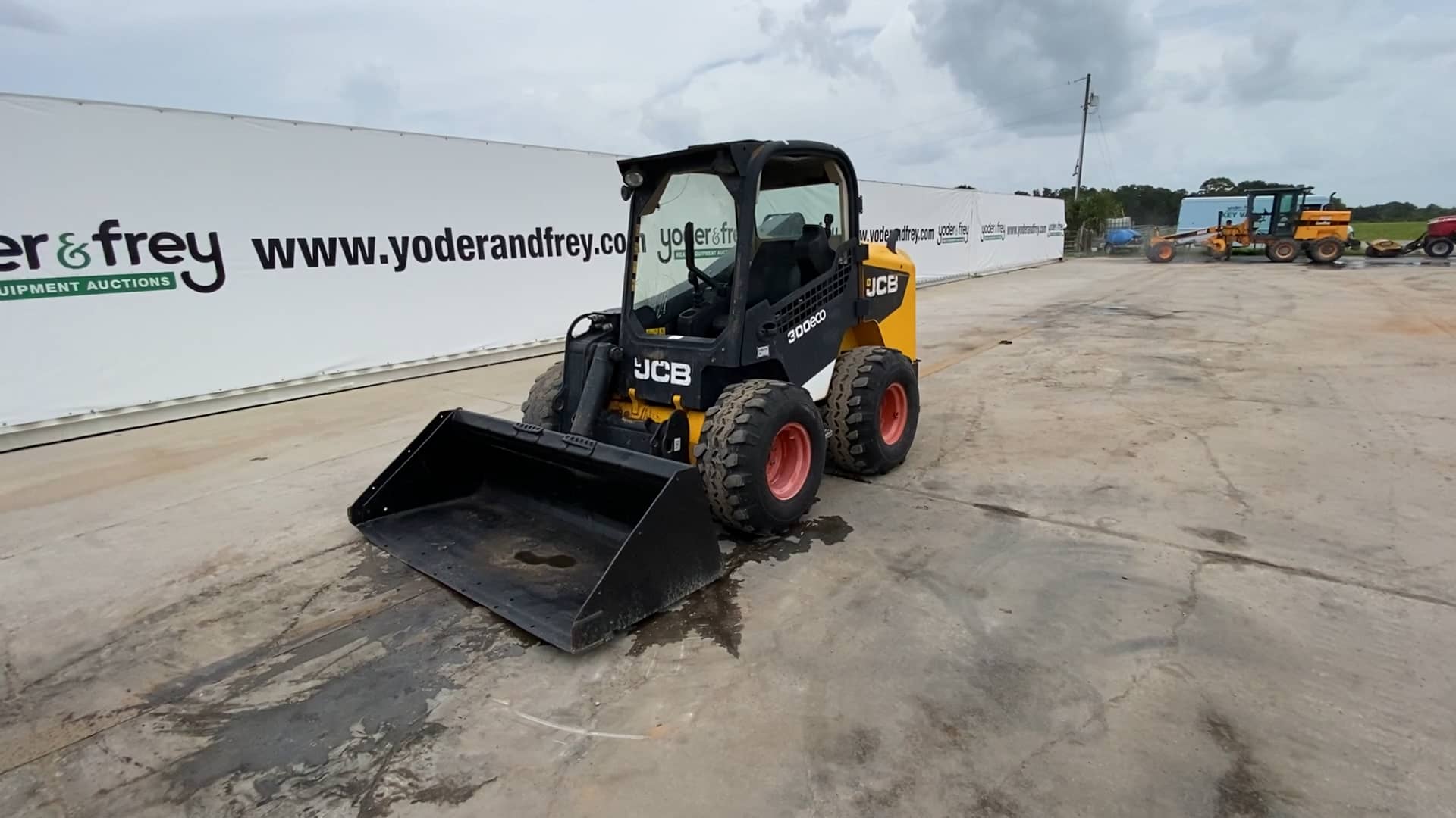 JCB 300 Wheeled Skidsteer Loader - Y&F - Florida - Aug 22 on Vimeo