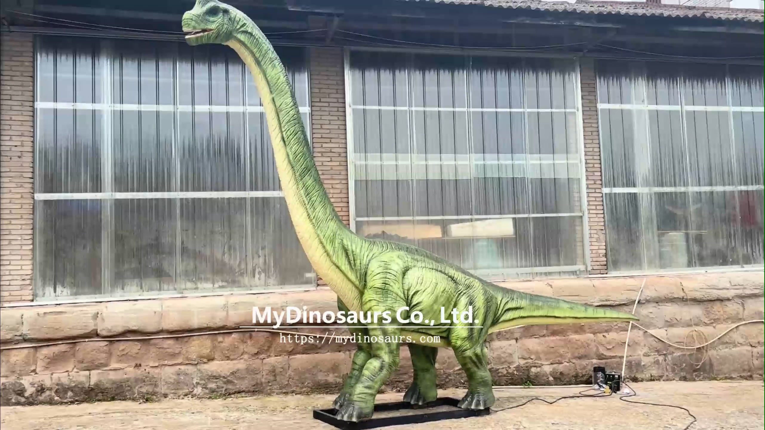7M Brachiosaurus Robot Animatronic Dinosaur on Vimeo
