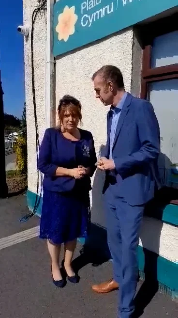 Debbie Duggan meets Plaid Cymru Leader Adam Price on Vimeo