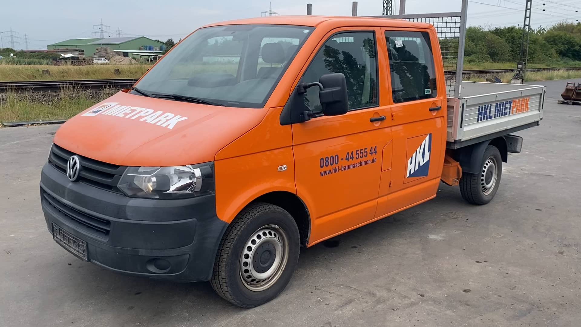 Volkswagen T5 2.0TDI Crew Cabin Pick up - Dormagen August 22 on Vimeo