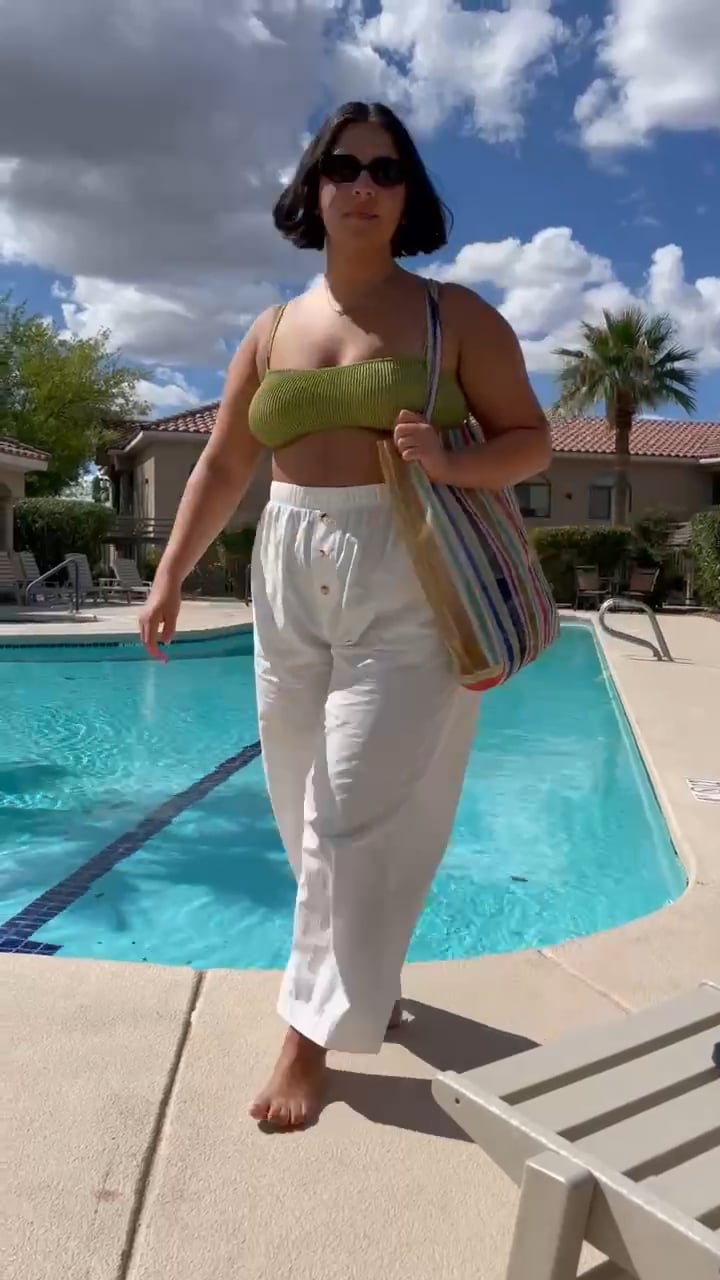 Poplin Pant - White Libby Navarro on Vimeo