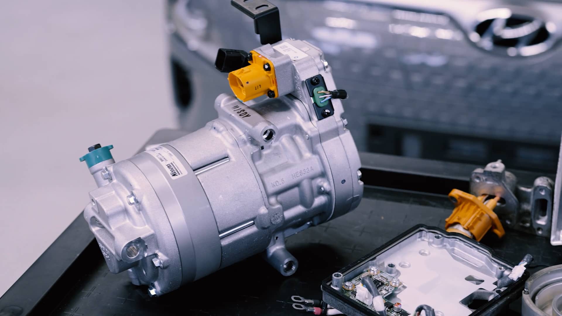 Compresseur de climatisation électrique haute tension - Présentation et ...