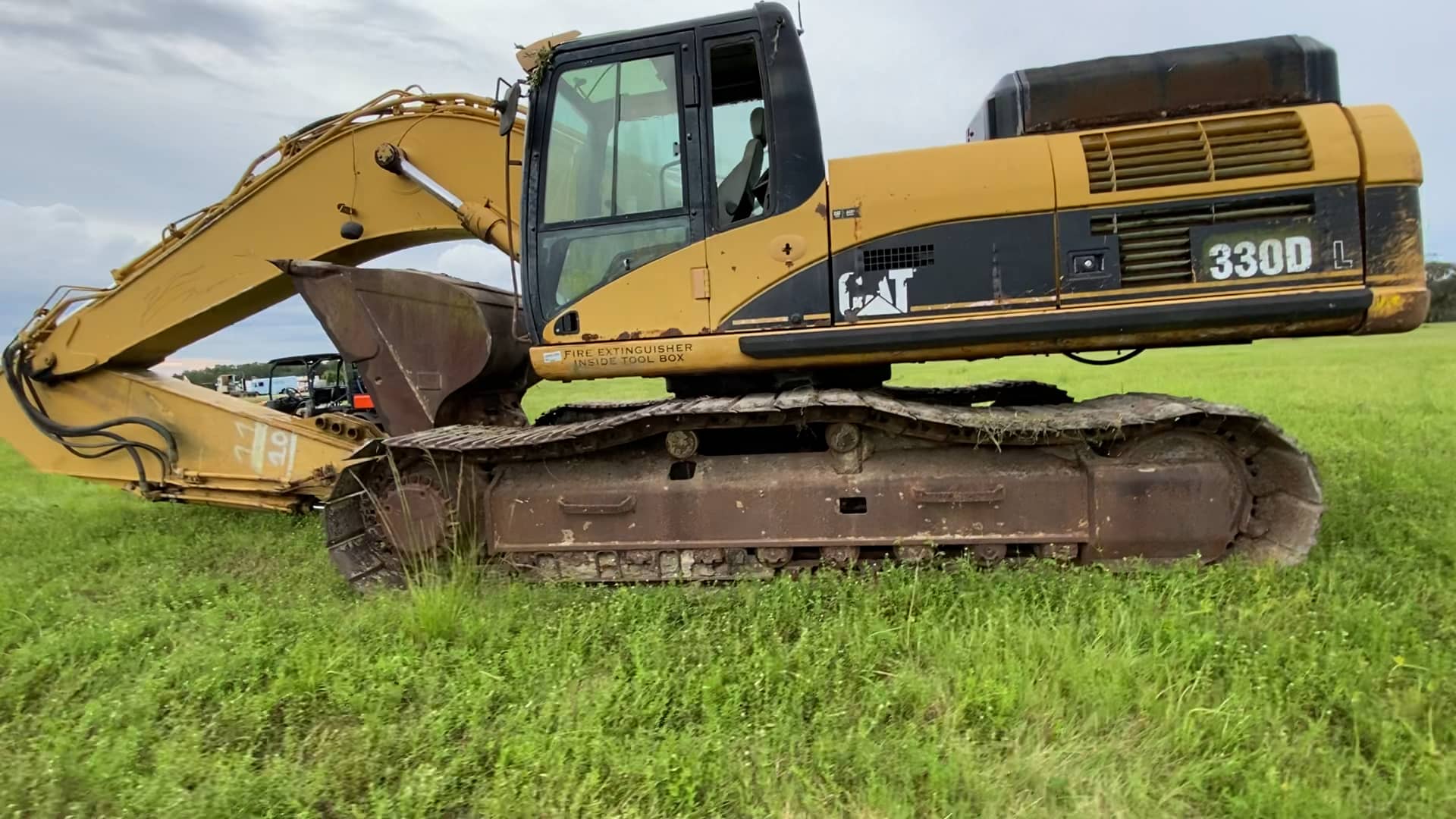 Caterpillar 330DL Hydraulic Excavator - Y&F - Florida Nov 22 on Vimeo