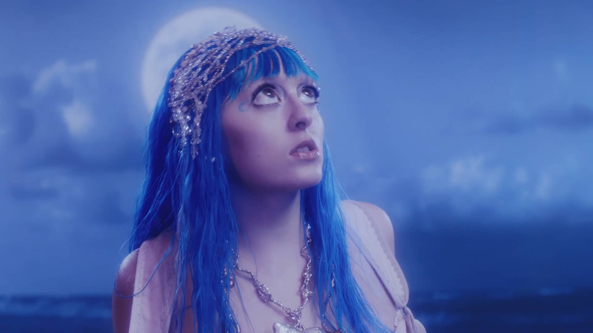 Ashnikko - Panic Attacks In Paradise (Official Music Video) on Vimeo