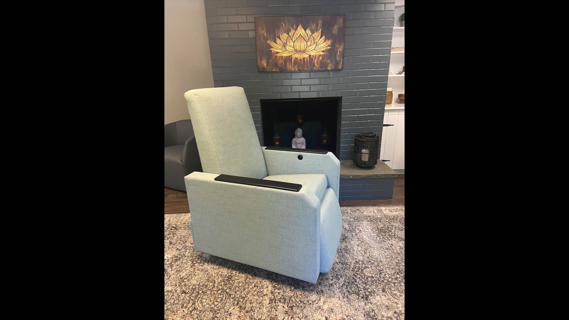 Solace Behavioral Health Specific Recliner.mp4 on Vimeo