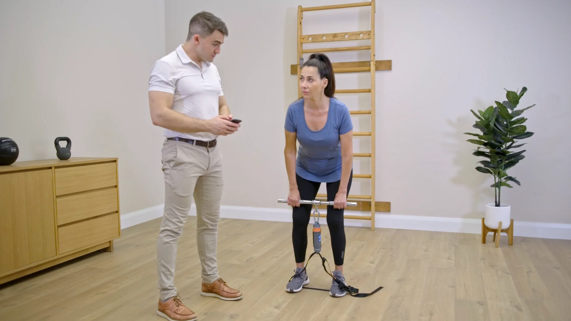 VALD DynaMo Plus Isometric Mid-Thigh Pull (Standing) Tension Test