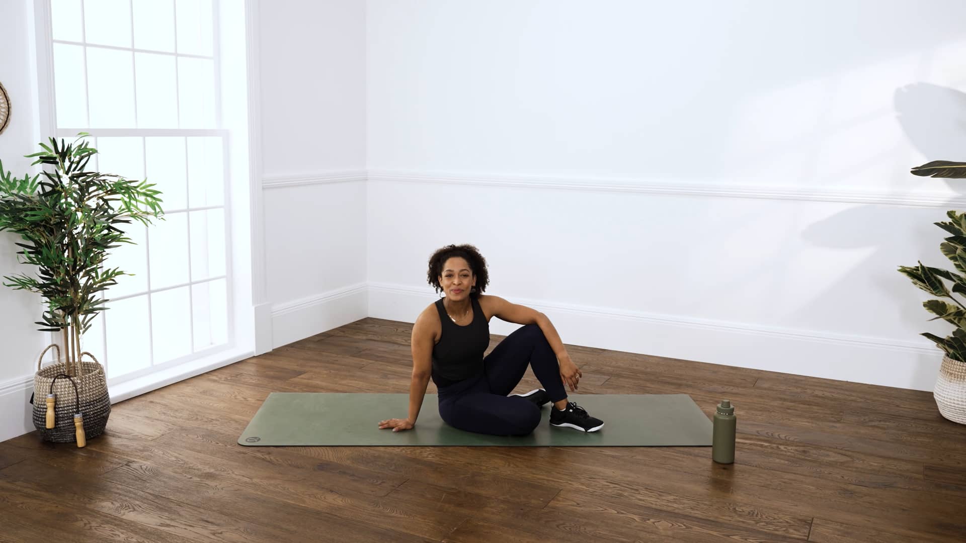 10-11-21_E_Glute bridge_JC_v1 on Vimeo