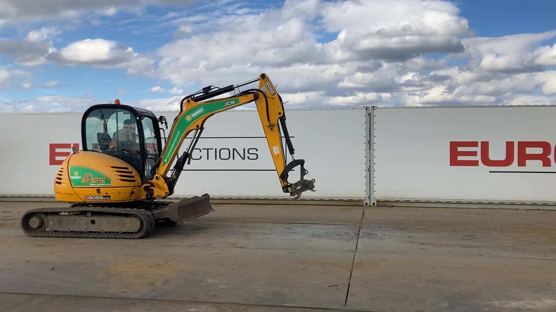 JCB 8055 RTS - Leeds September 22 on Vimeo