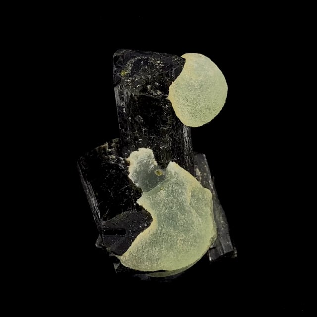 Prehnite on Epidote | Djouga diggings, Bendougou village ...