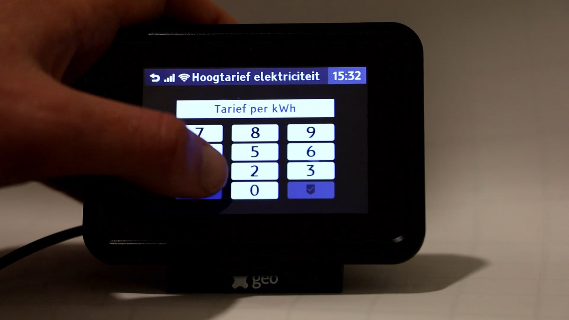 4. Tarieven wijzigen energiedisplay Geo Trio II on Vimeo