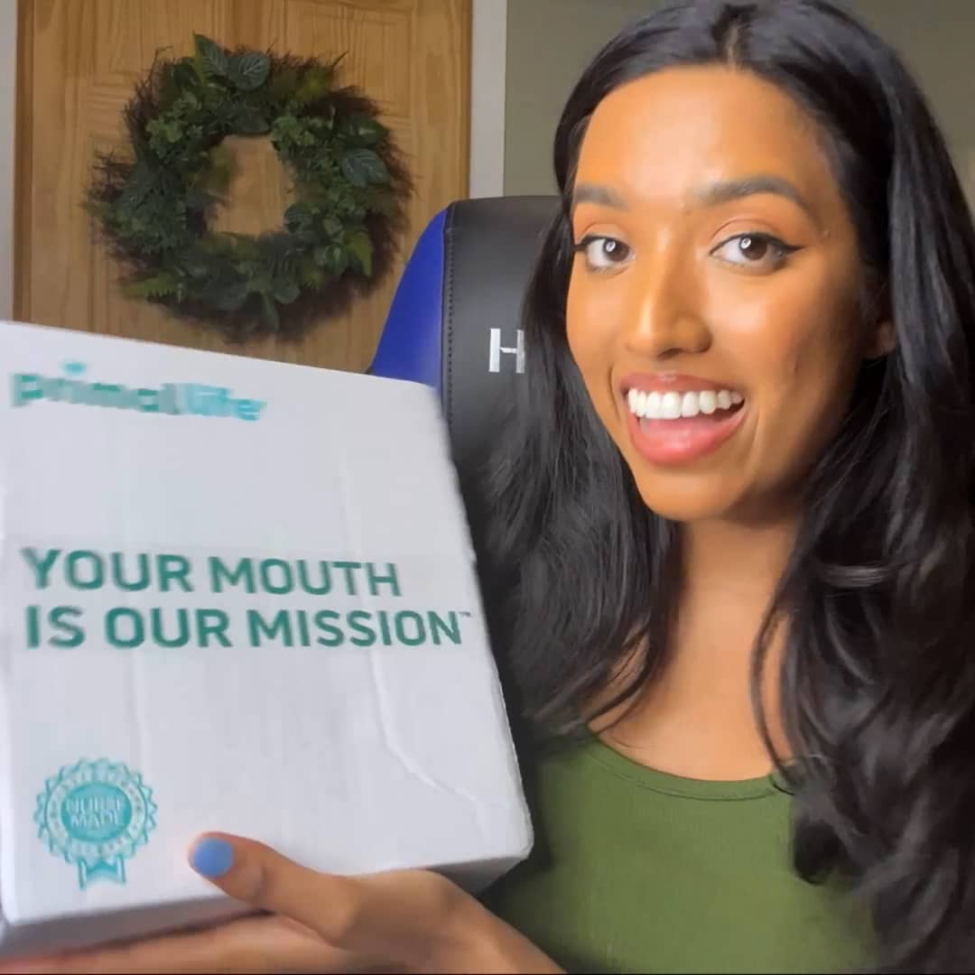 Emily_B_Loves Primal Life Teeth Whitening on Vimeo