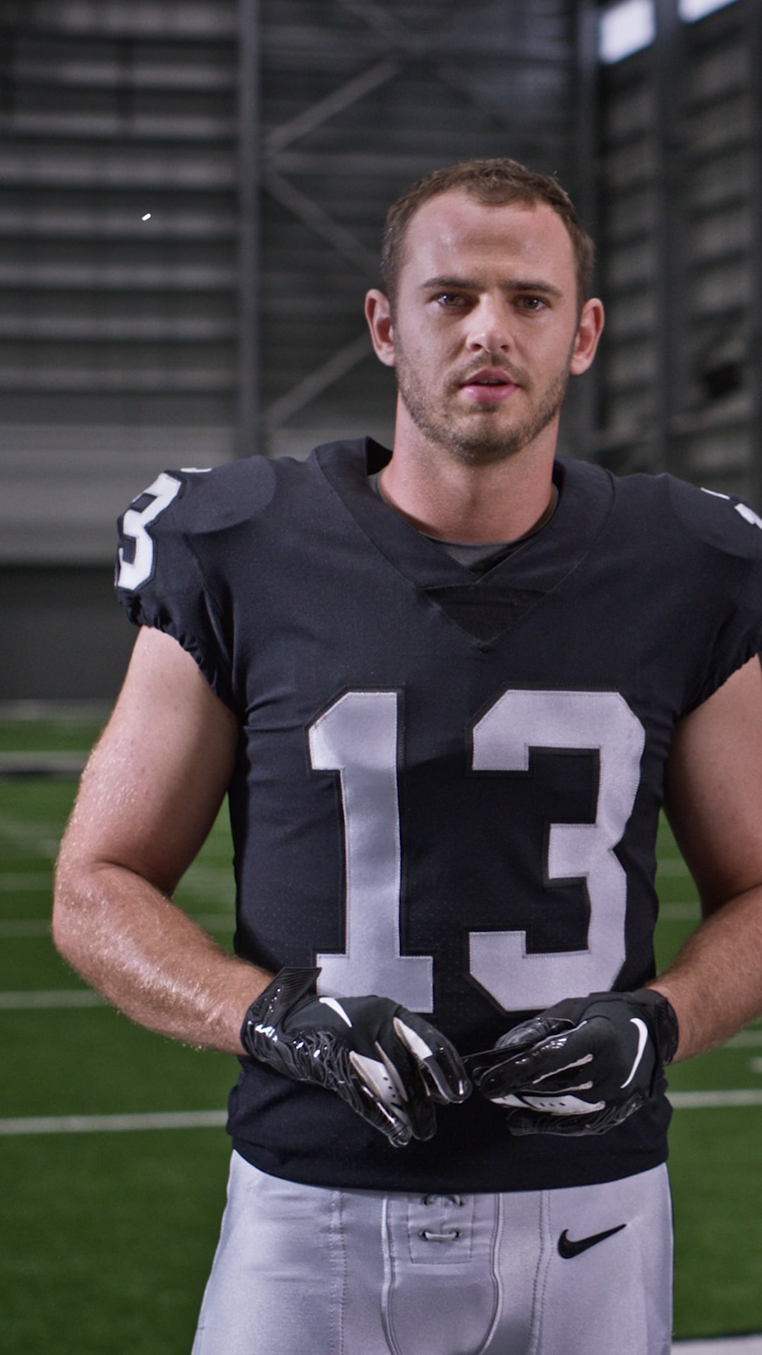 AF483_AFCU_RaidersDebitRenfrow_06-Card_9x16_SOCIAL_20220825_ProResHQ on ...