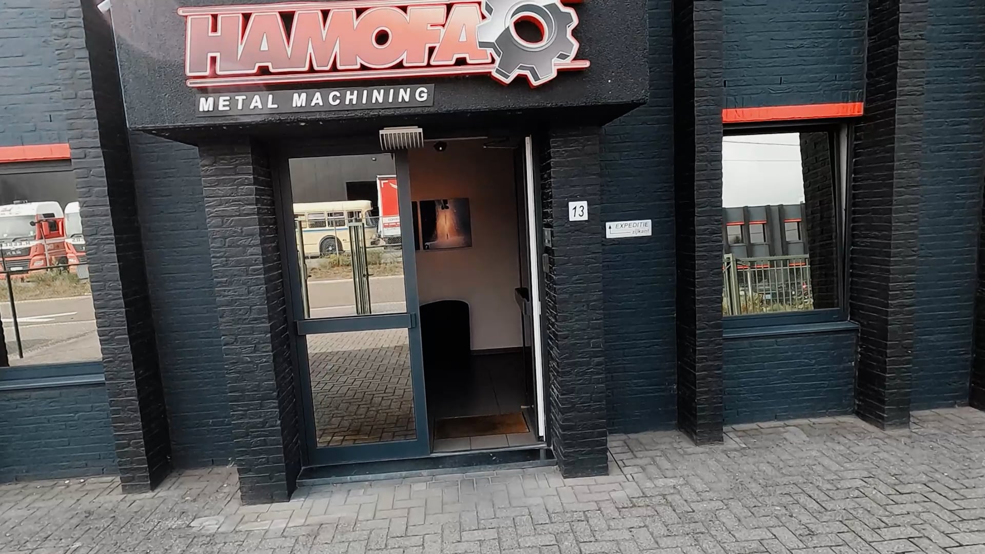 Hamofa Metals Bedrijfsvideo One Shot_3 on Vimeo