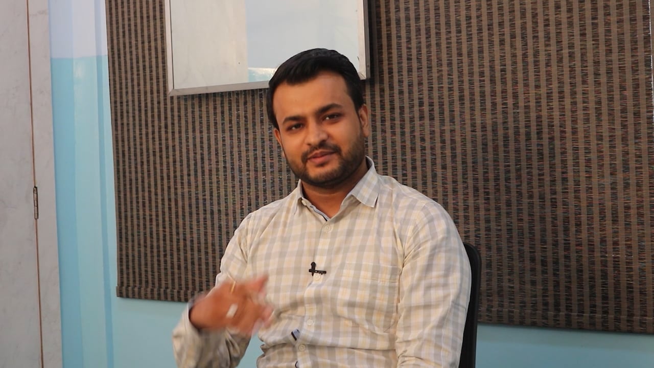 Dr. Barun Gorg_eye intro on Vimeo