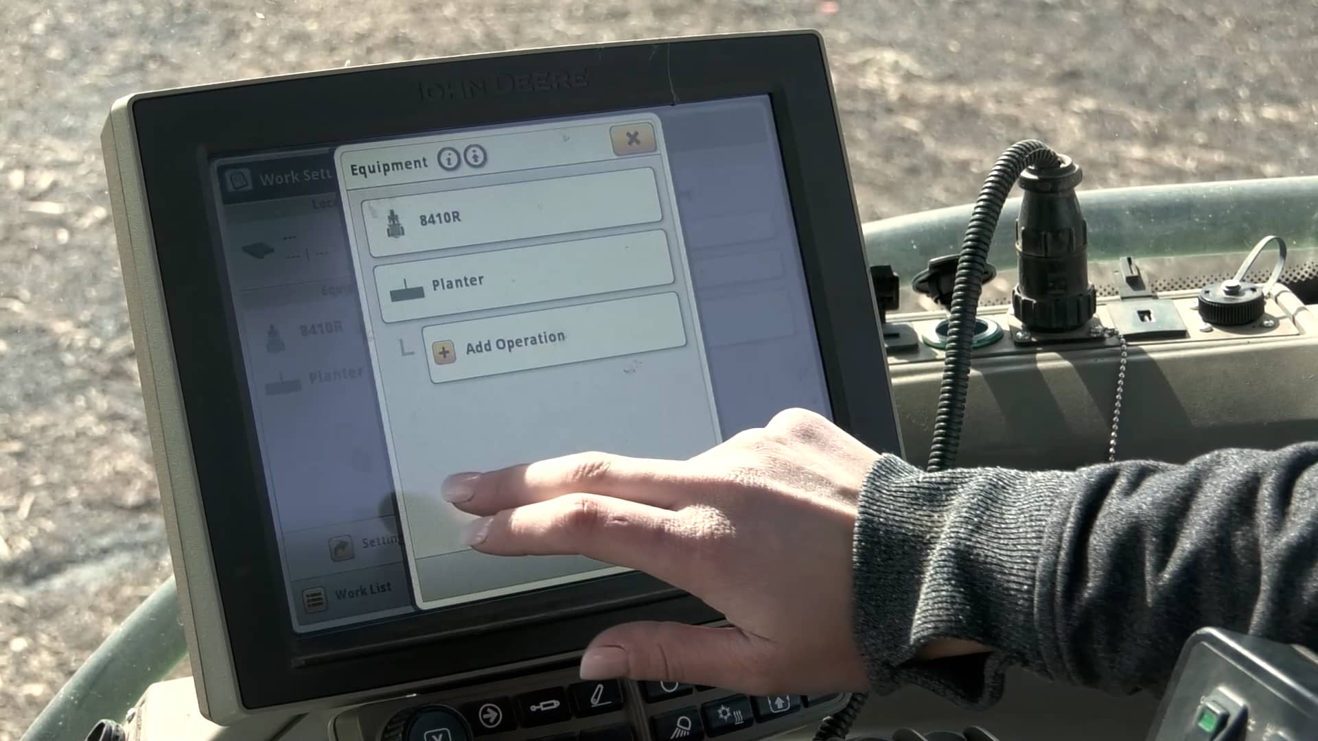 John Deere AutoPath™ Setup Measurements on Vimeo