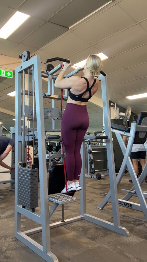 Band Assisted Neutral Grip Pull Ups on Vimeo