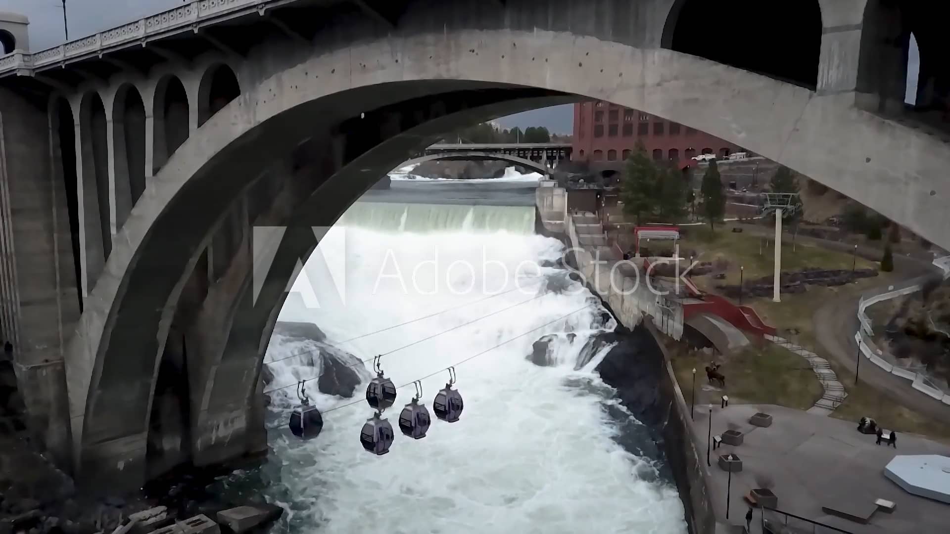 Spokane Falls SkyRide - Static Cable Cars Under The Bridge In Spokane ...