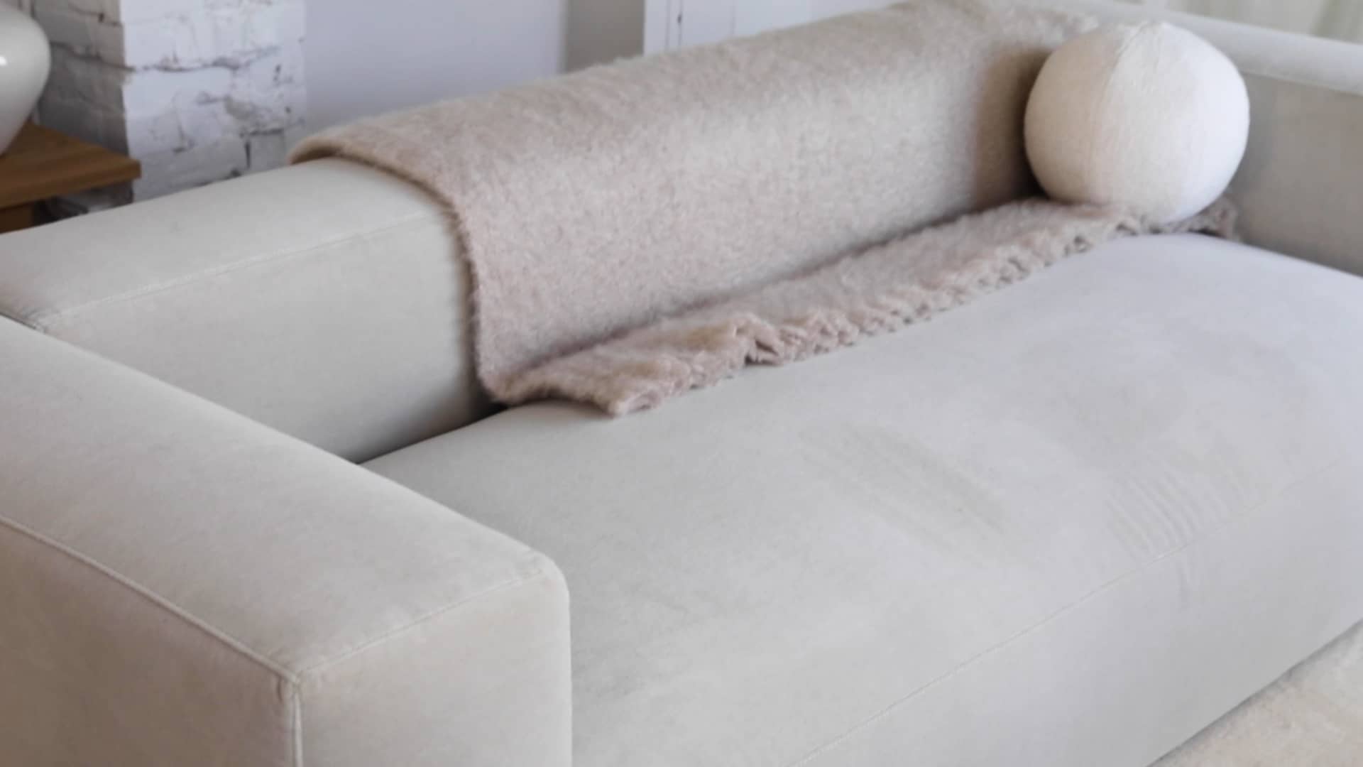 LAYERED Bulky Sofa on Vimeo