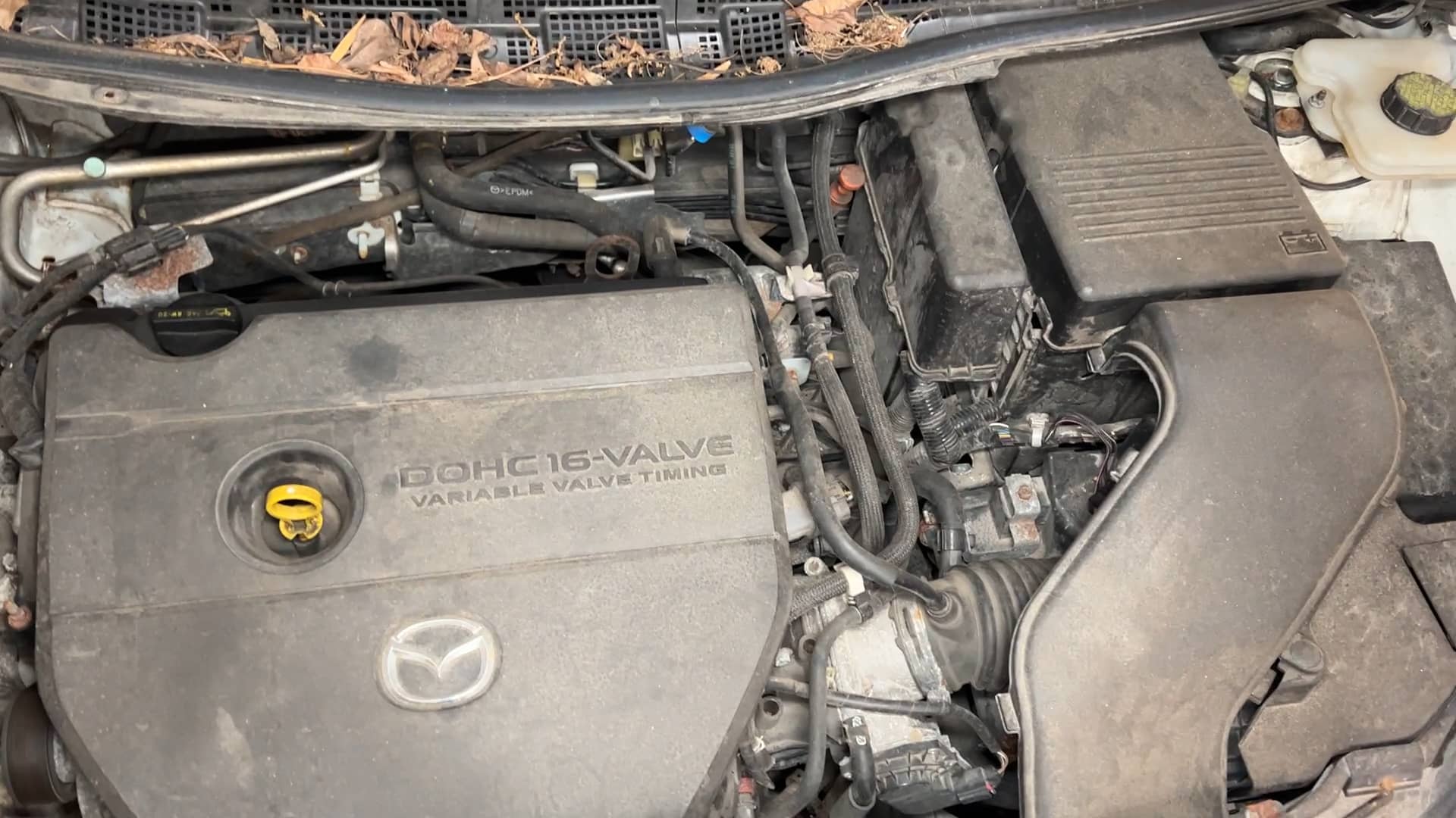 PEI129974 2009 Mazda MAZDA5 on Vimeo