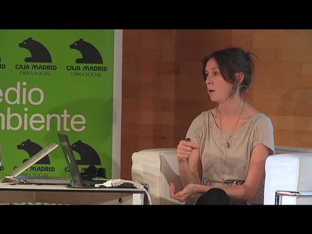 Internet and 21st Century Social Revolutions_Matisse Bustos on Vimeo