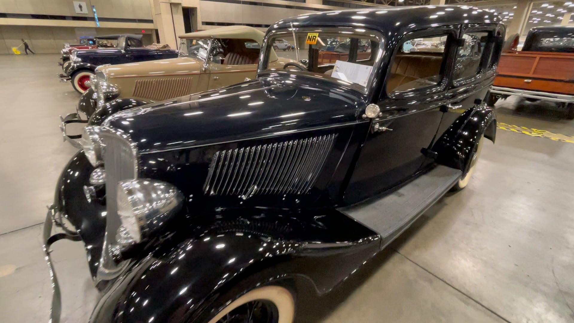 1933 Ford Fordor Sedan | F7 | Dallas 2022